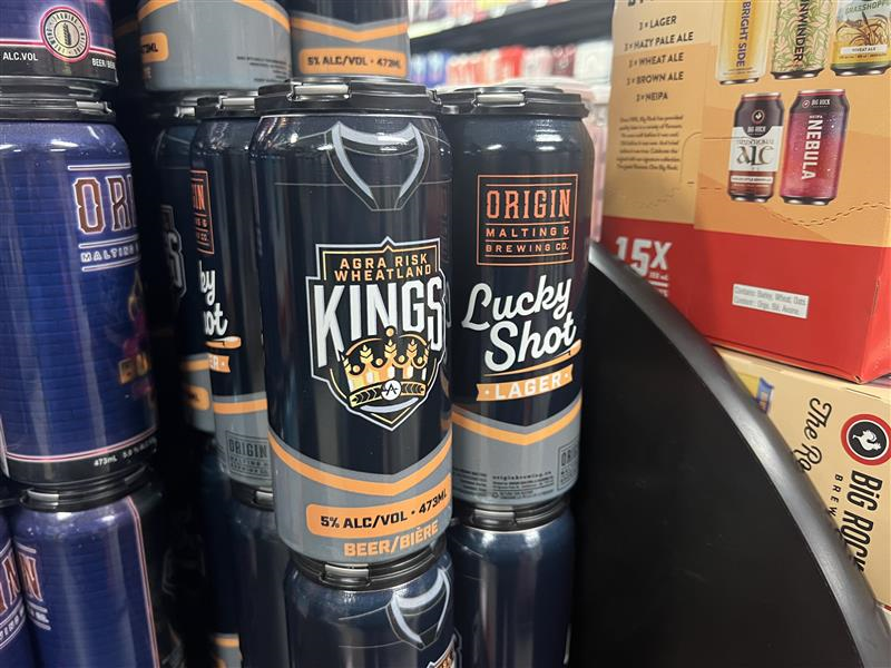 Agra Risk Wheatland Kings unveil branded lager at local liquor store ...