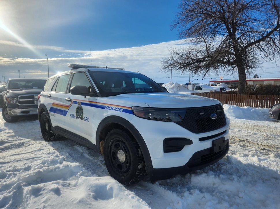 RCMP charge duo of Swift Current men after drug & weapon bust ...