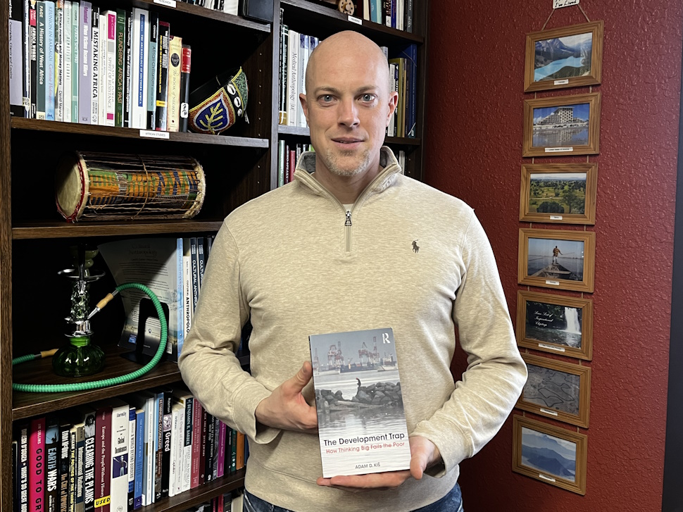 Burman University associate professor gives lecture at Oxford ...