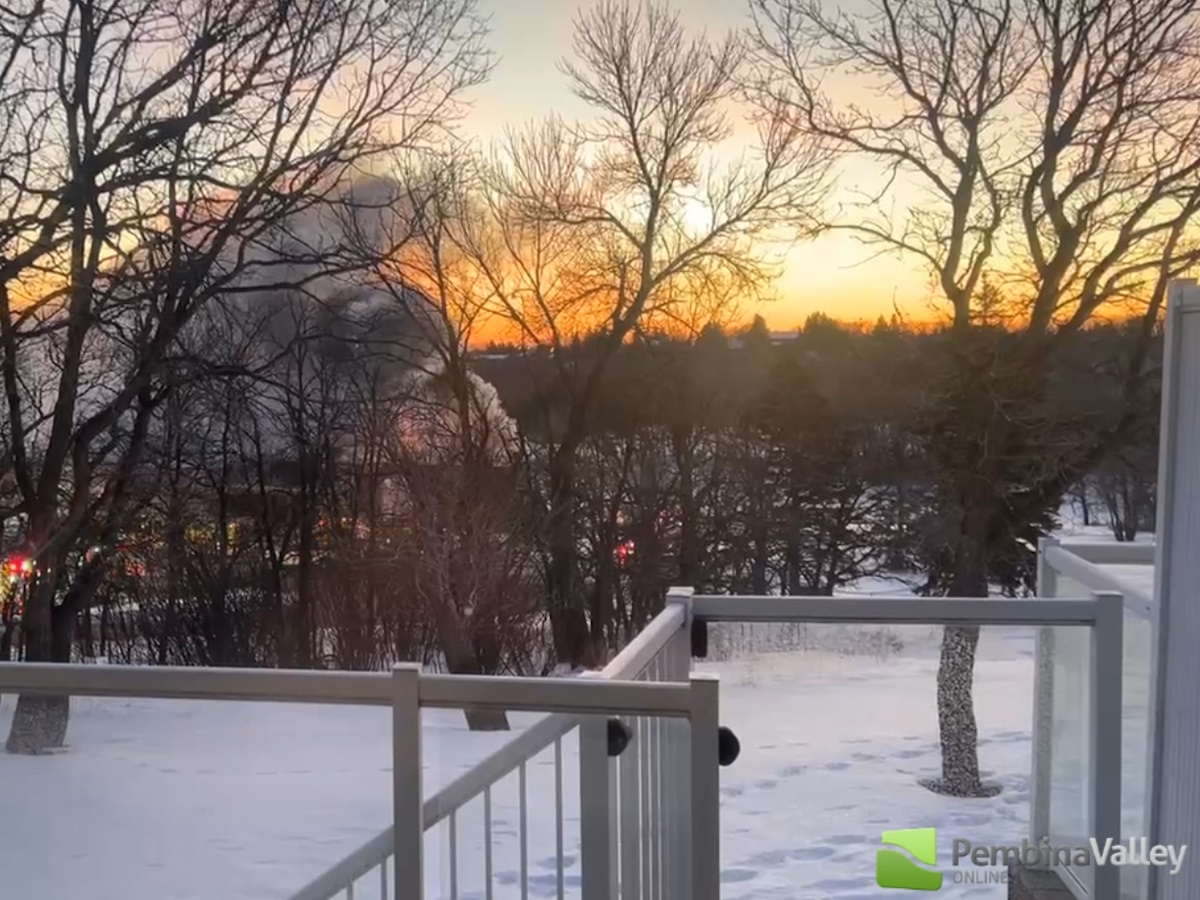 Fire breaks out at new Minnewasta Golf clubhouse - PembinaValleyOnline ...