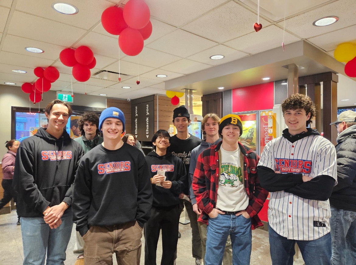 Grad Committee feels the 'McLove' with McDonalds fundraiser ...