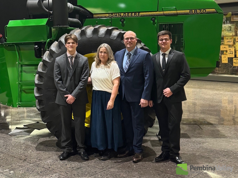 Only Canadian to win John Deere’s Technician of the Year Award hails ...