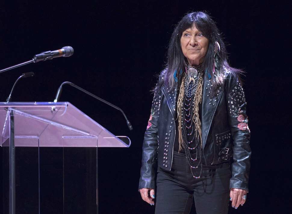 Singer-songwriter Buffy Sainte-Marie stripped of Order of Canada ...