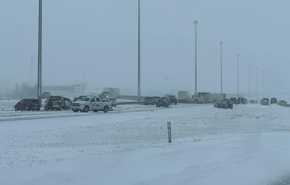 Poor visibility leads to multi-vehicle pile-up on QEII - StrathmoreNow ...