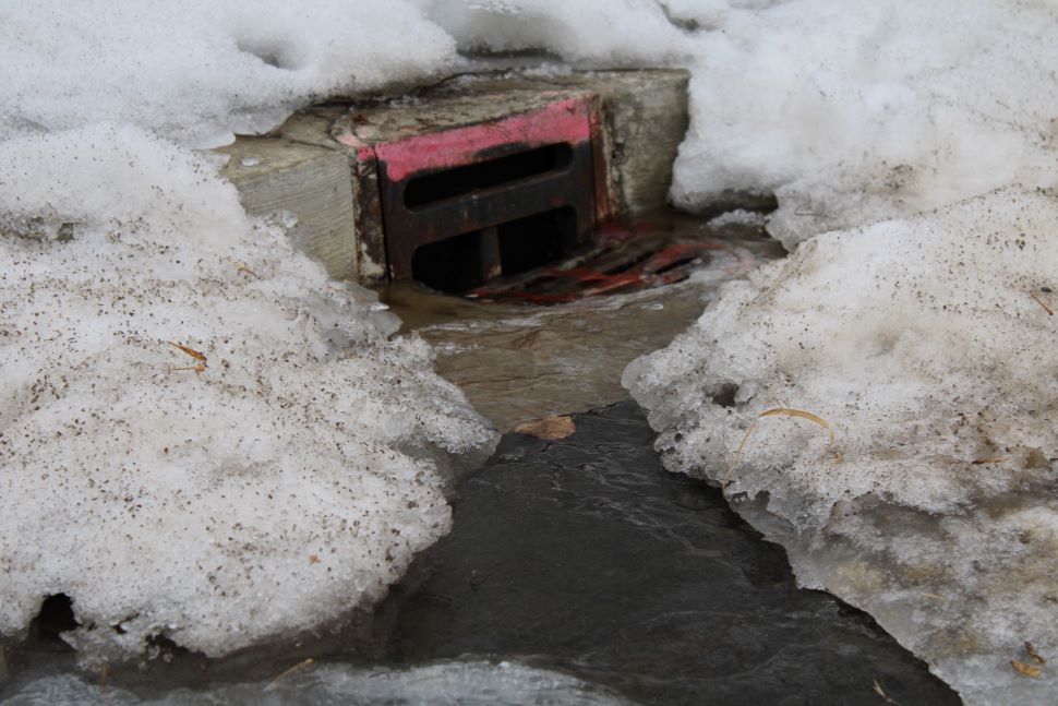 City crews tackle ice buildup and drainage as temperatures rise and ...