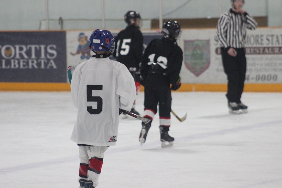 Strathmore students compete for Husky Cup during ringette-hockey medley ...
