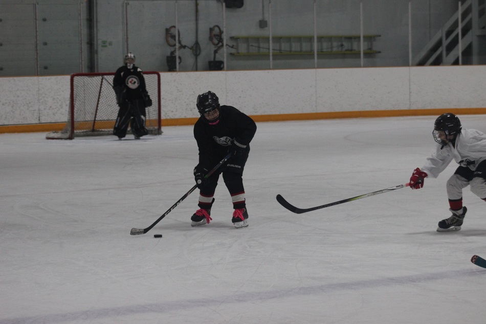 Strathmore students compete for Husky Cup during ringette-hockey medley ...