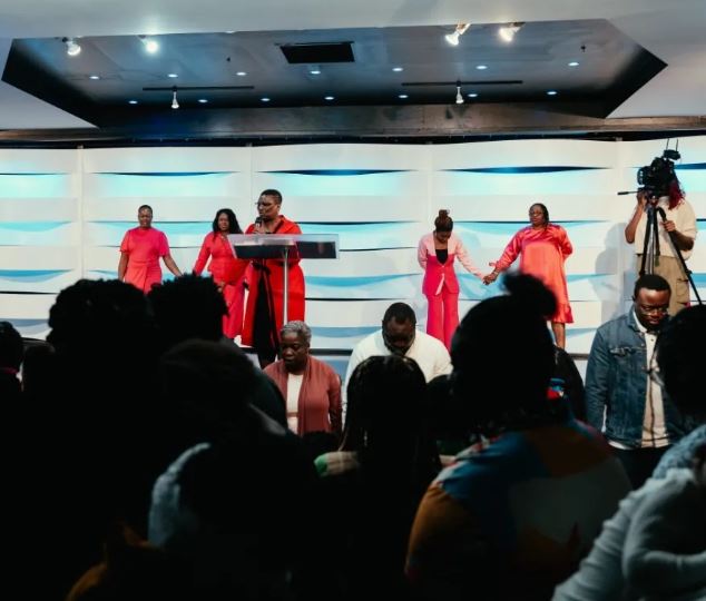 Winnipeg church invites people to 'Come and See' worship concert ...