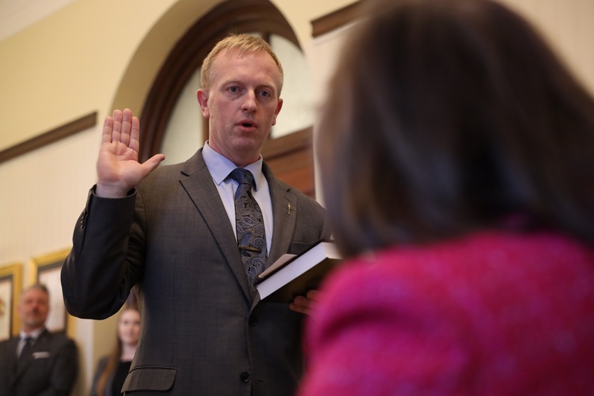 Alberta government appoints Martin Long as new infrastructure minister ...