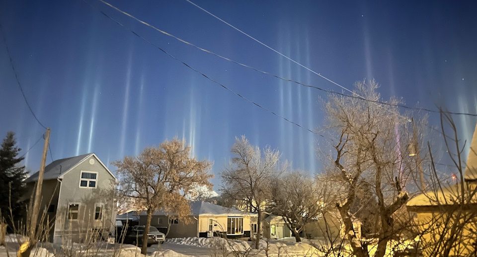 Sun dogs and light pillars: Meteorologist explains science behind ...