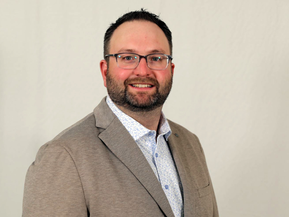 'This trade war can be won with less government involvement instead of ...