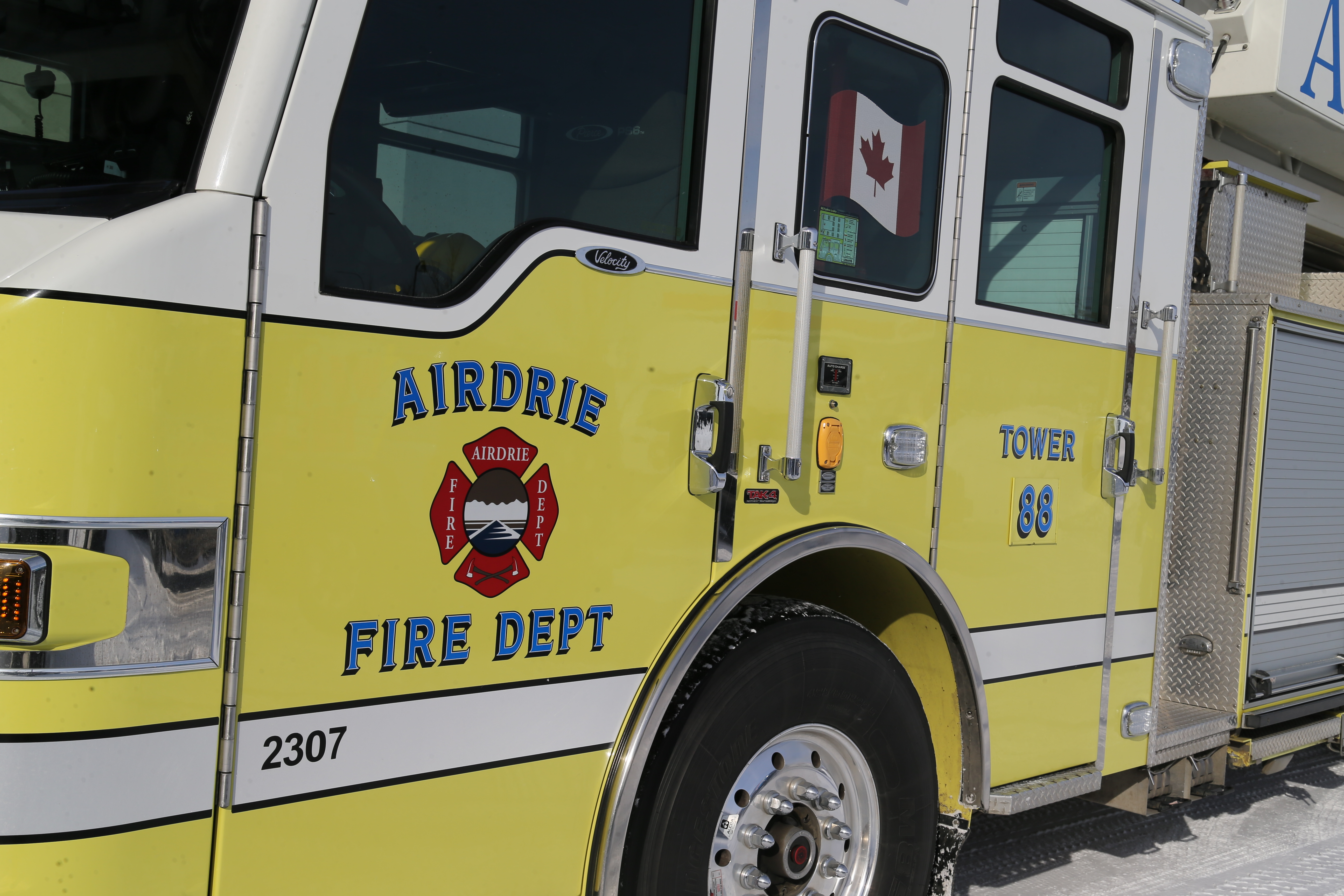 Update: Fire closes Airdrie transfer site, crews on scene ...