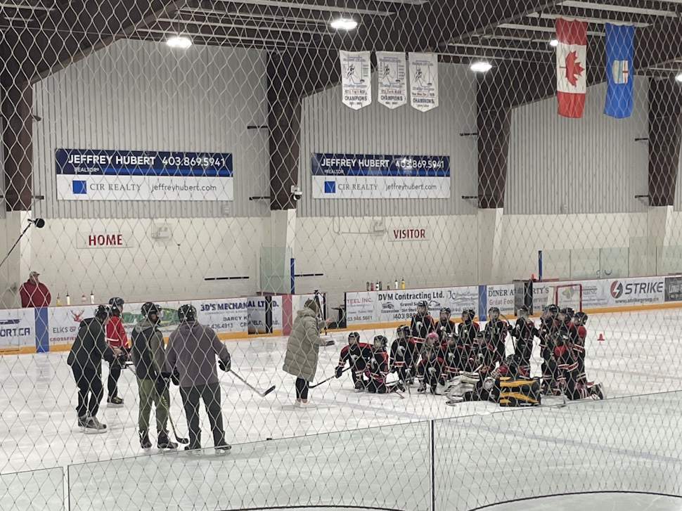 Crossfield’s Kraft Hockeyville dreams are closer than ever ...