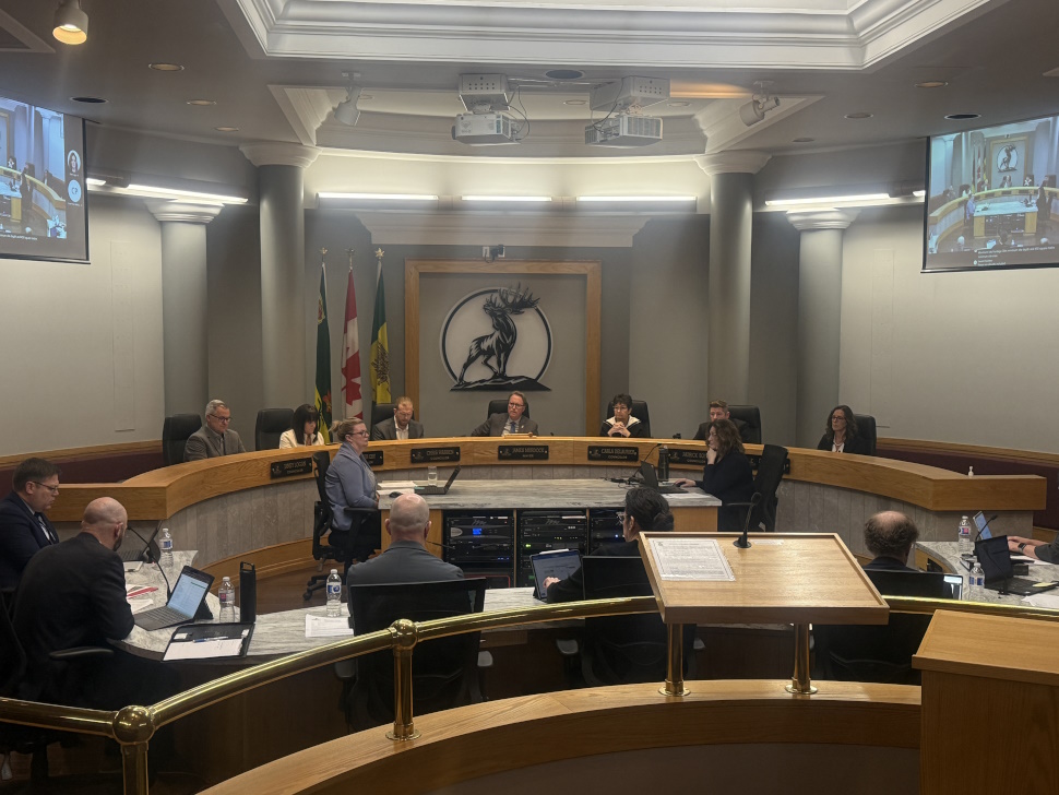Council moves forward with public notice for four-unit dwelling bylaw ...
