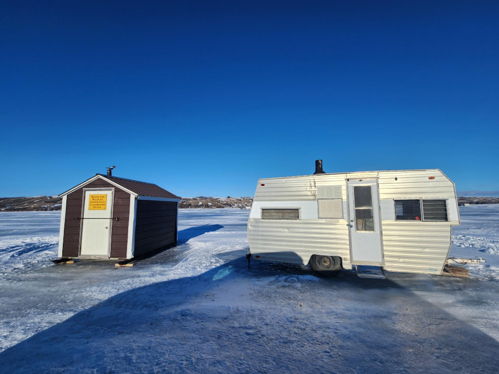 Combining school and cool conditions with the Classroom on Ice ...