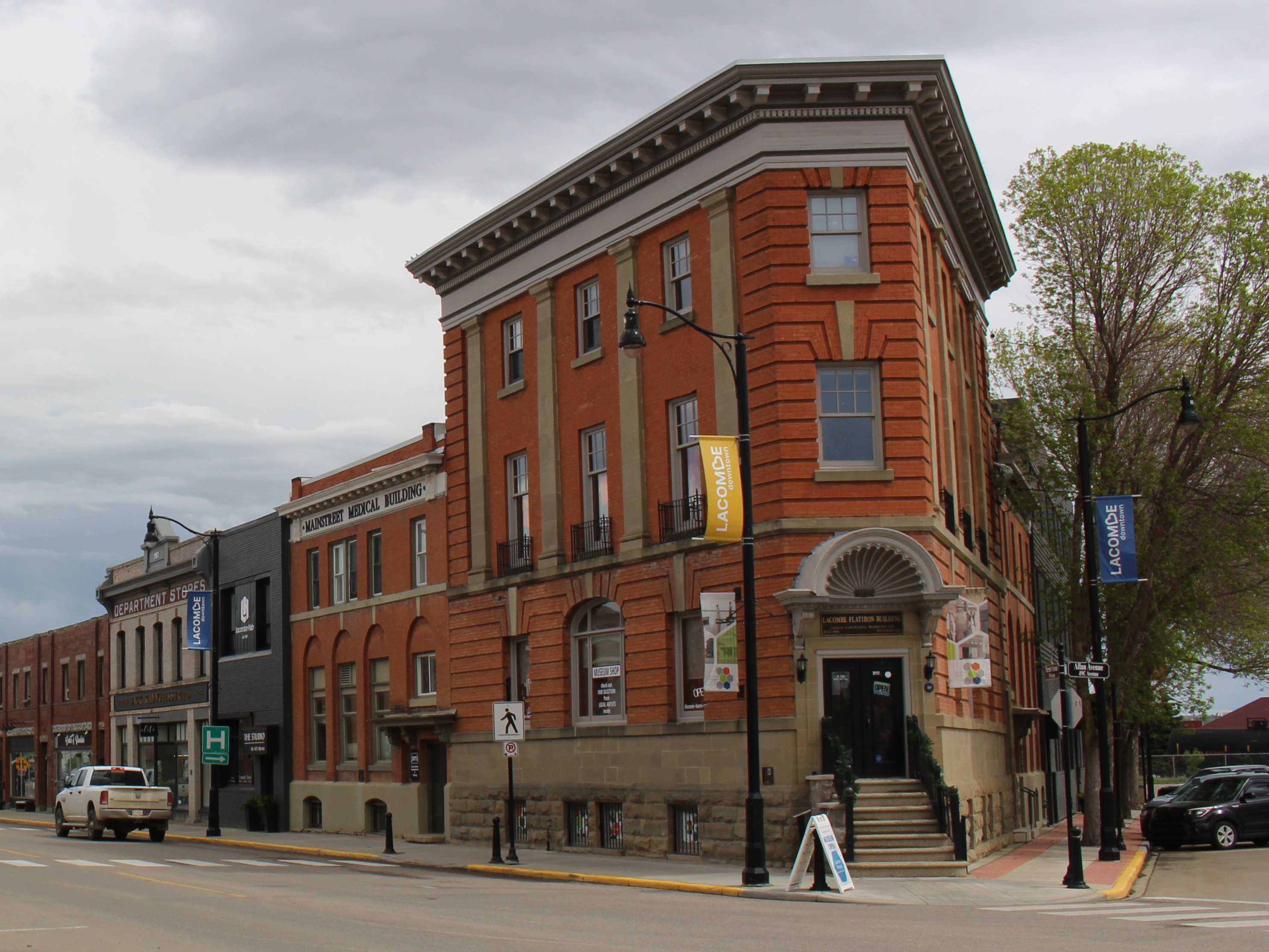 Lacombe council approves updated Downtown Pedestrian Plaza plan ...