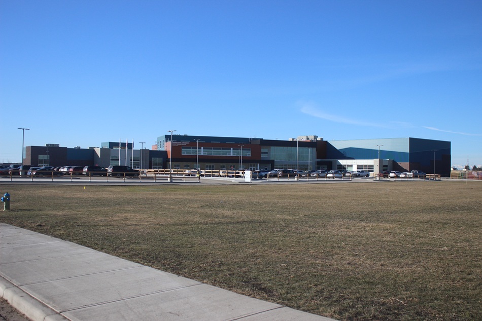 Gallery: Horseshoe Crossing High School's grand opening - StrathmoreNow ...