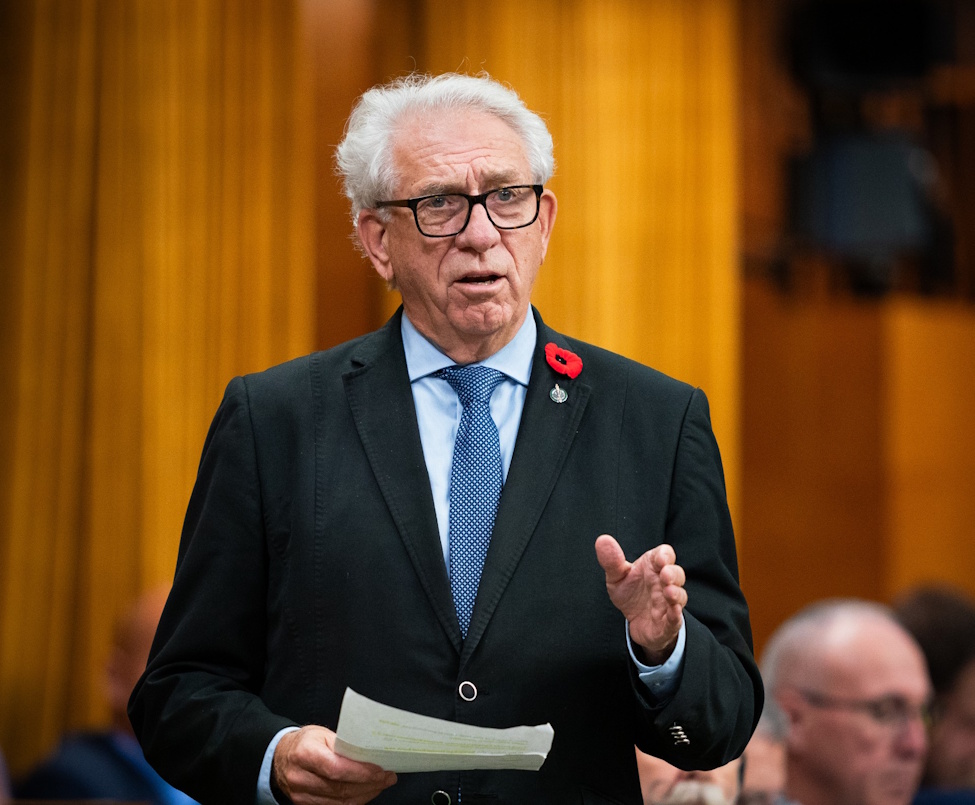 Tariff Troubles: Larry Maguire urges return to Parliament amid economic ...