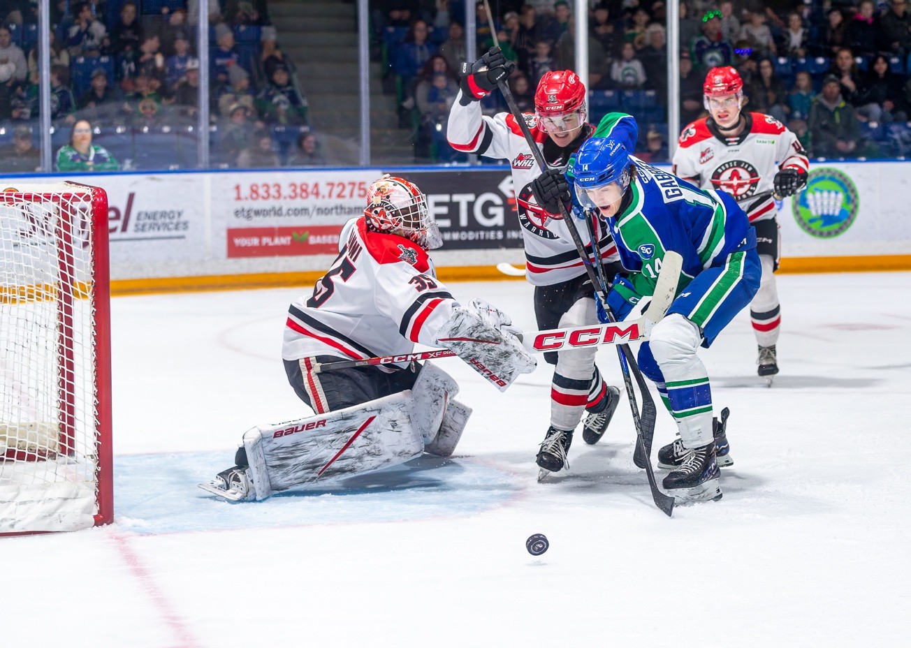 RECAP – Warriors battle hard but fall in Swift Current ...