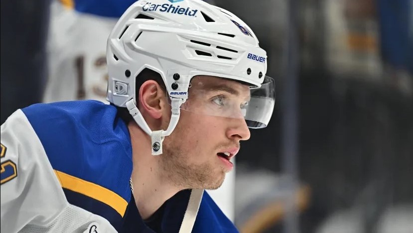 Red-hot Holloway leads Blues to comeback win - CochraneNow: Cochrane ...