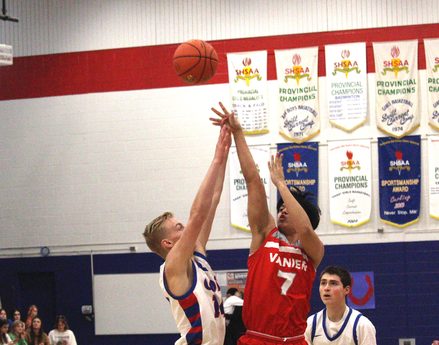 Colts power past Vanier to punch ticket to league finals ...