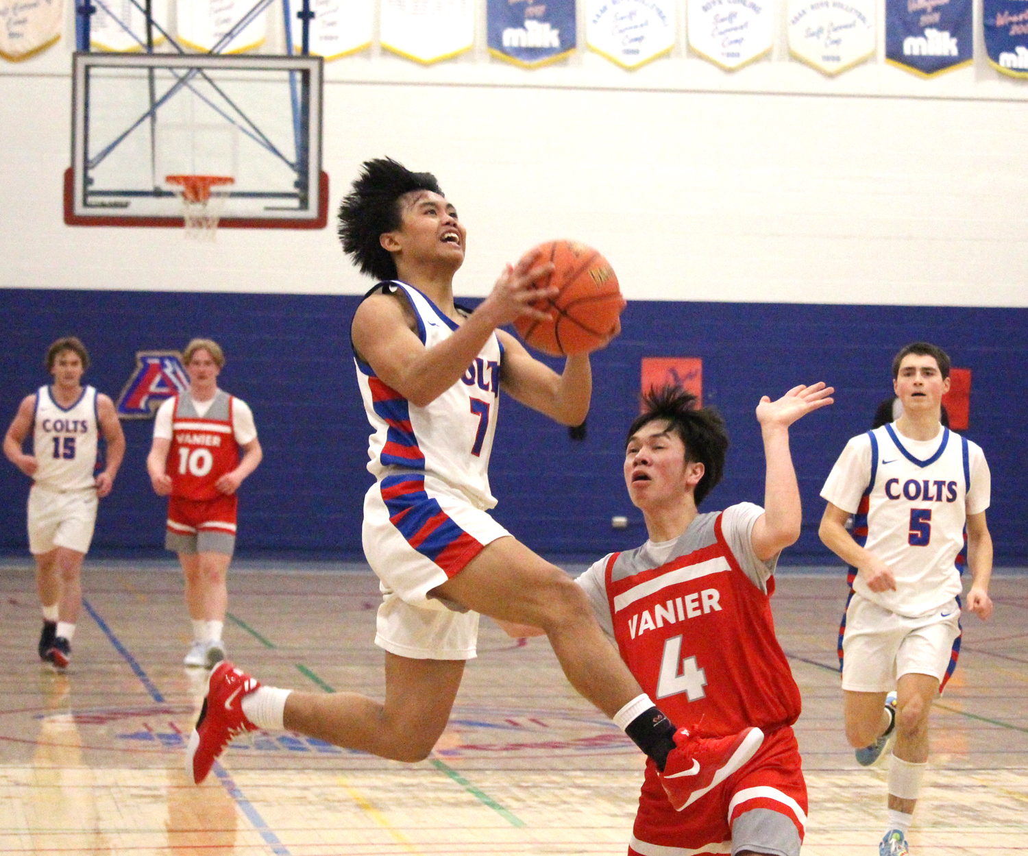 Colts power past Vanier to punch ticket to league finals ...