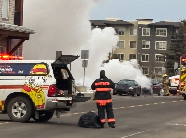 Quick response prevents injuries in Cochrane vehicle fire - CochraneNow ...