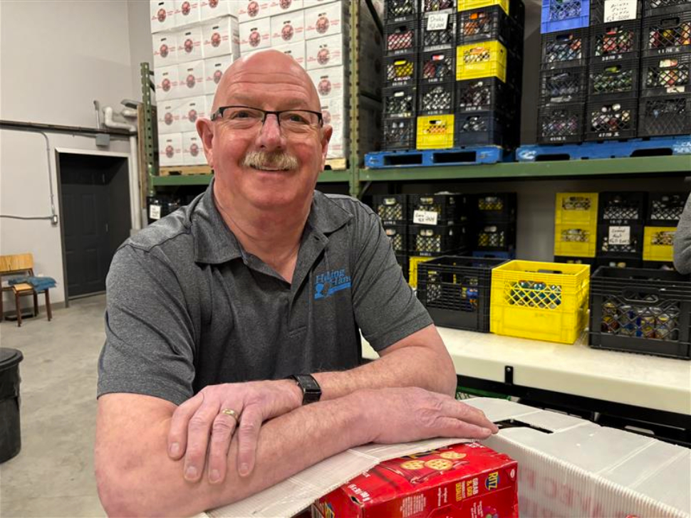 Southeast Helping Hands preparing at least 365 Easter food hampers ...