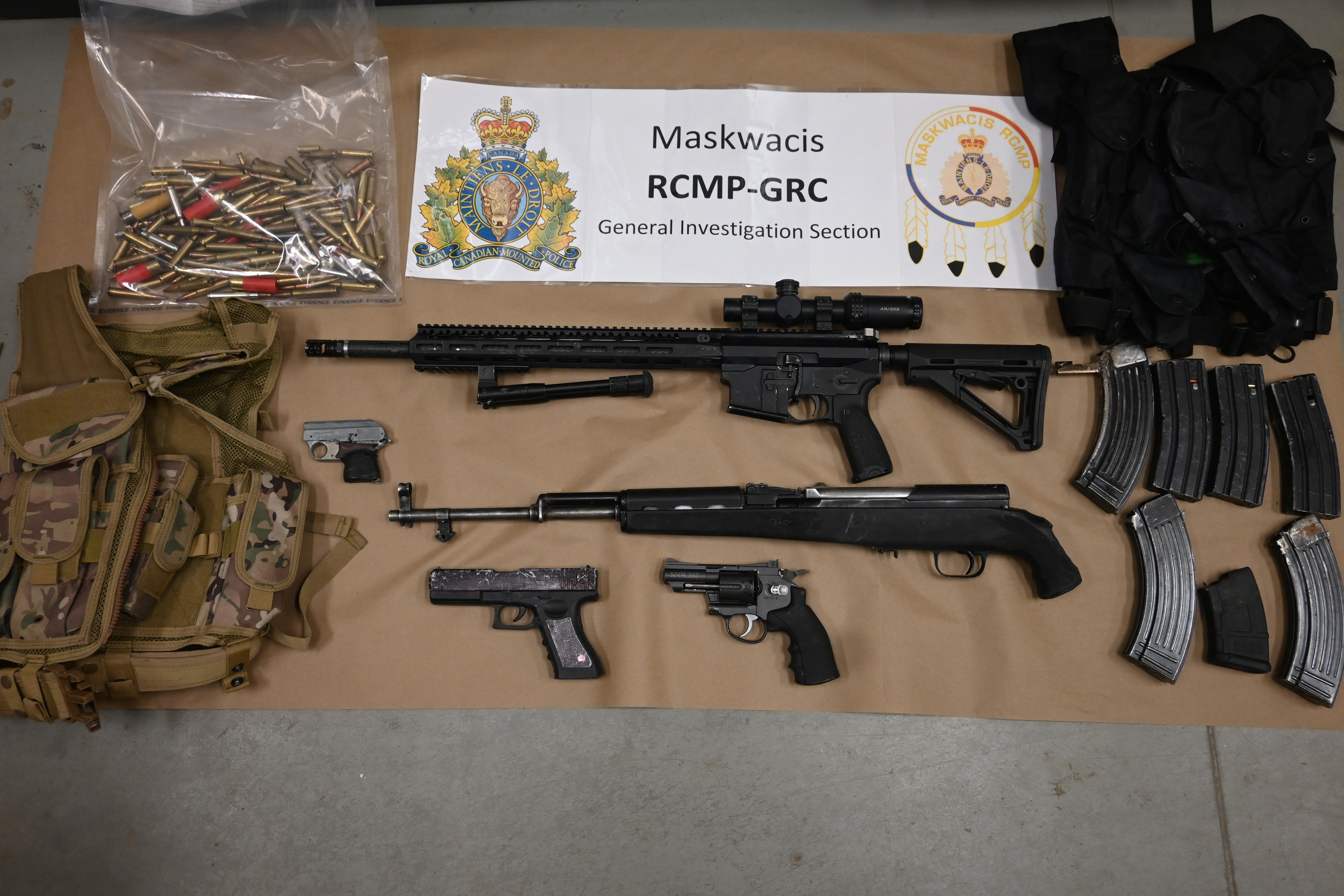 Maskwacis RCMP seize weapons and drugs after traffic stop ...