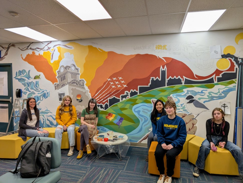 Youth at HOMEBASE pitch in with local artist for new, inclusive mural ...
