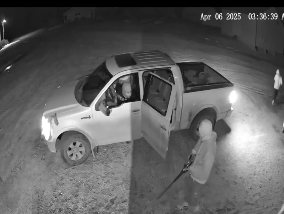 Manitoba farmer describes terrifying armed robbery on family farm ...