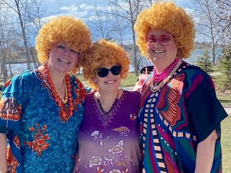 'Come and knock on our door'...2nd annual Sylvan Lake Mrs. Roper's Romp ...