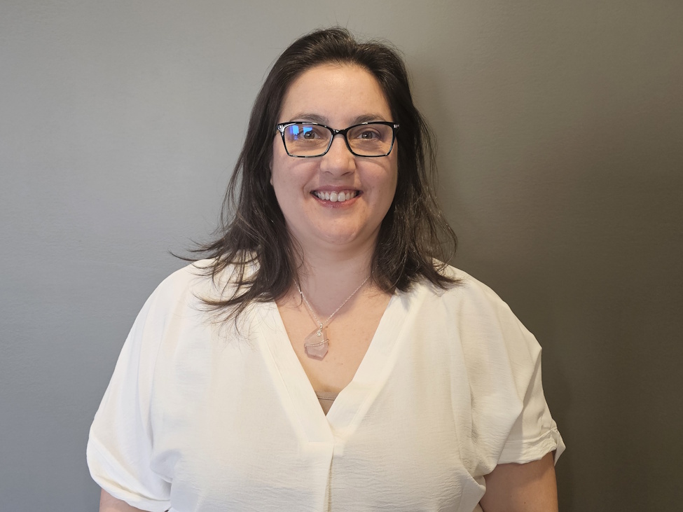 Portage la Prairie author Rachael Clarke soars into reality TV on ...