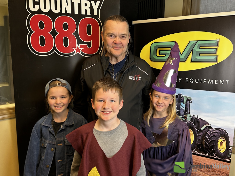 A roaring good time: Grade 4 students to stage lively retelling of ...