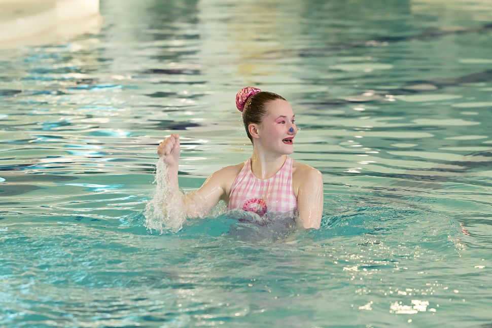 [PHOTOS] Seas the Day: Estevan Mermaids make waves at annual watershow ...