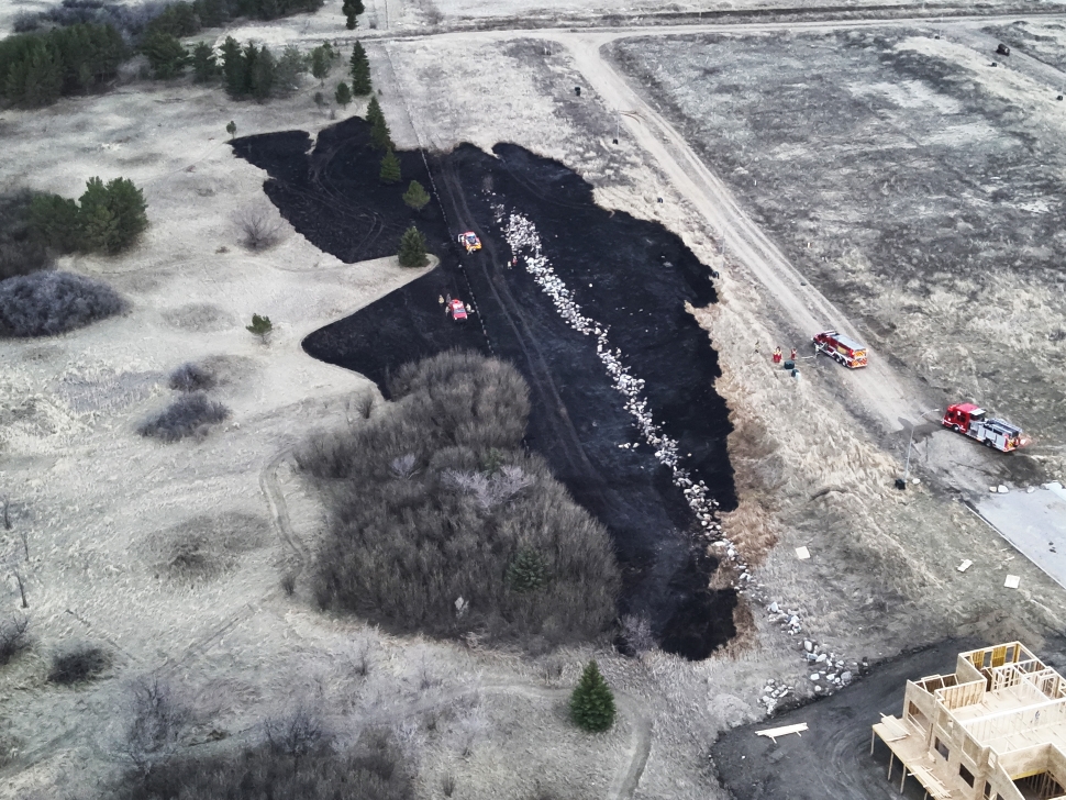Police continuing to investigate suspicious grass fire in Weyburn ...