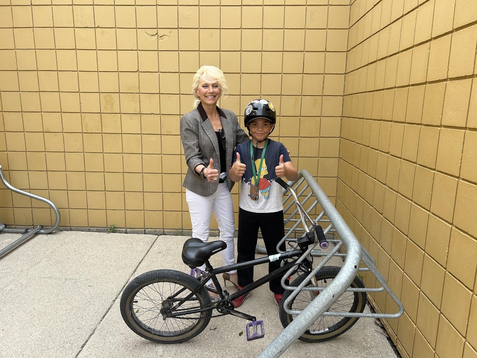 Portage la Prairie students pedal to school as spring warms up ...