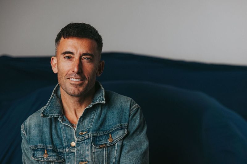 Phil Wickham breathes new life into a beloved worship anthem ...
