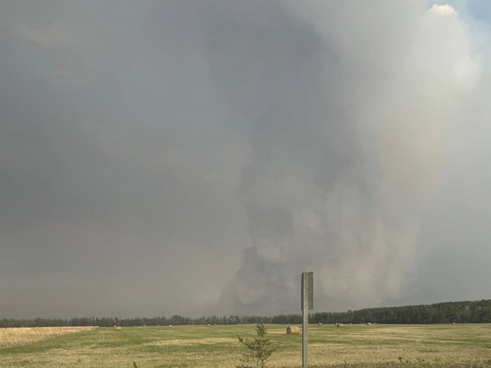 Piney wildfire now 50 percent contained, crews focus on hot spots ...