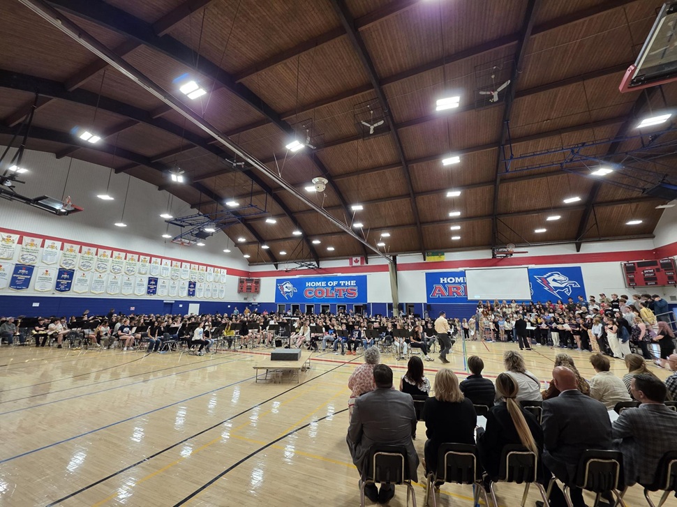 Chinook School Division sings to celebrate 20-year anniversary ...