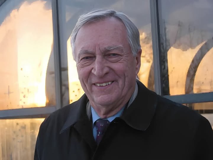 Former Federal Agriculture Minister Charlie Mayer Passes Away at 89 ...