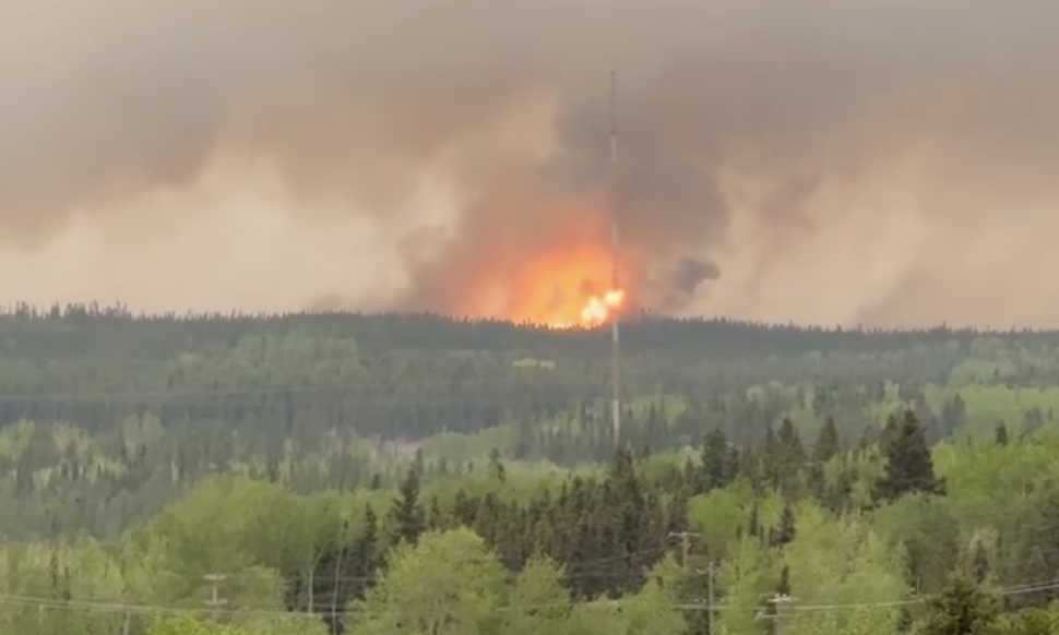 City of Flin Flon issues emergency evacuation order as wildfire ...