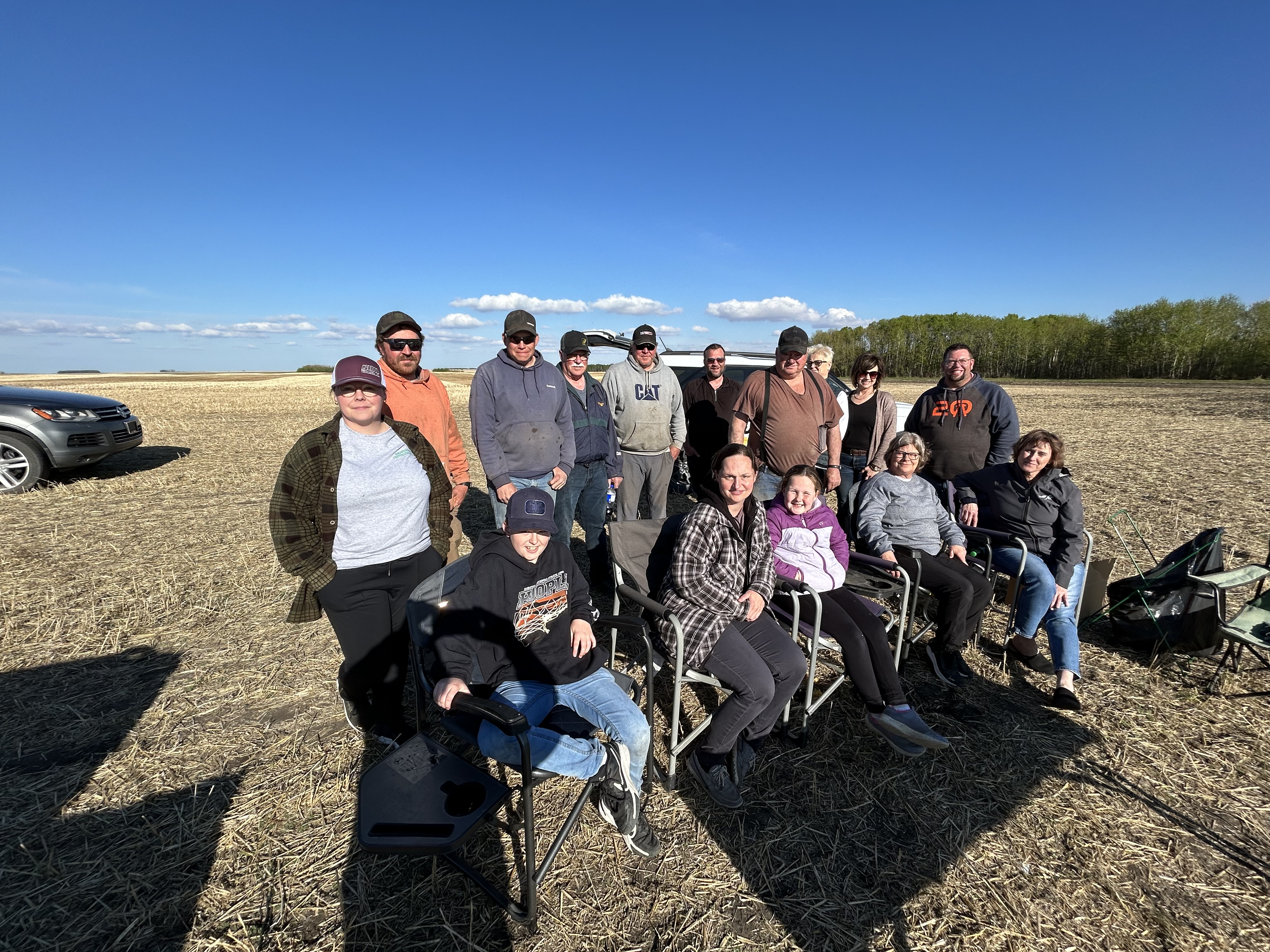 The Hauser Family takes a break for a Meal in the Field ...