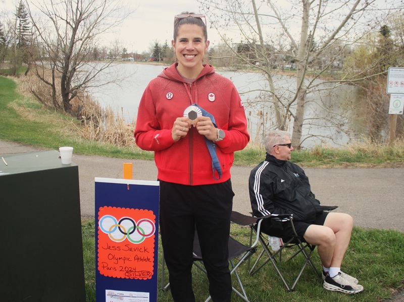Strathmore Olympian attends Hype for Hospice - StrathmoreNow.com ...