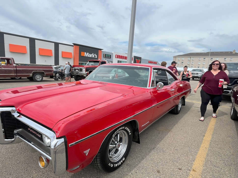 Excellent turnout for first-ever Cars & Coffee: Soo Line Cruisers ...