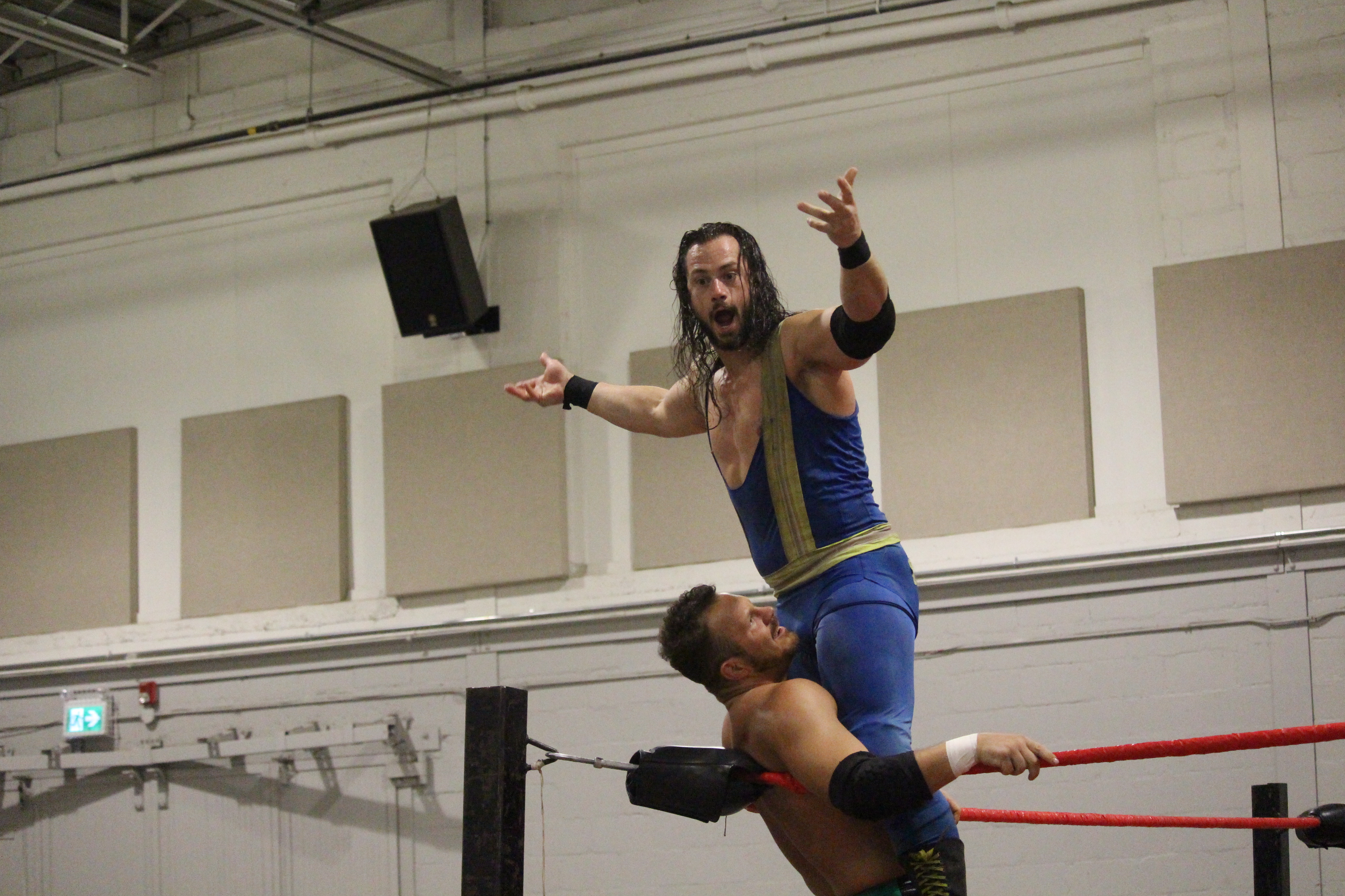 Canadian Wrestling's Elite brings former world champion to Swift ...