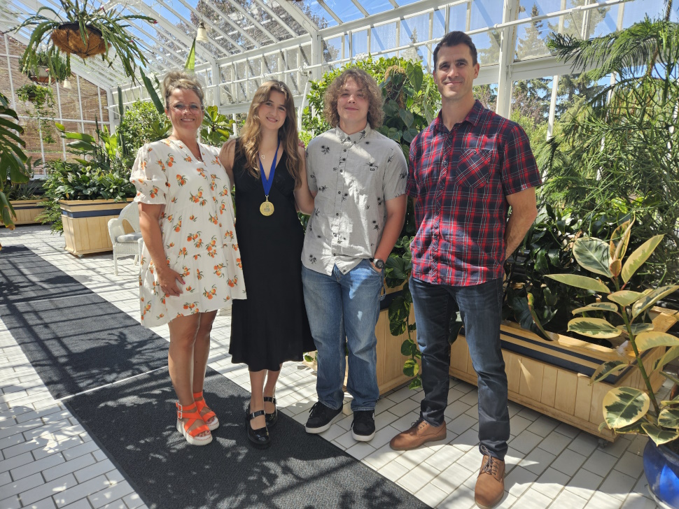 Maia Smith receives Junior Citizen of the Year Award - DiscoverMooseJaw ...