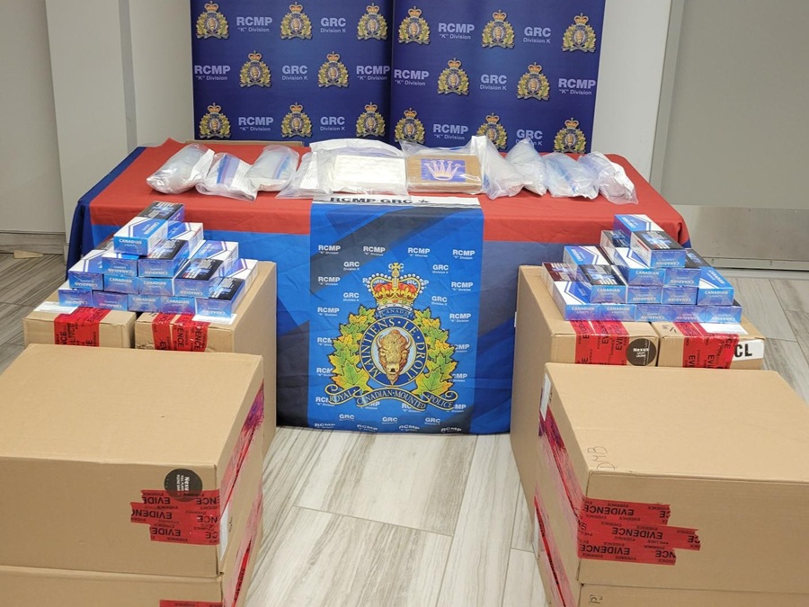 Chestermere RCMP allegedly find 260 grams of fentanyl during car search ...