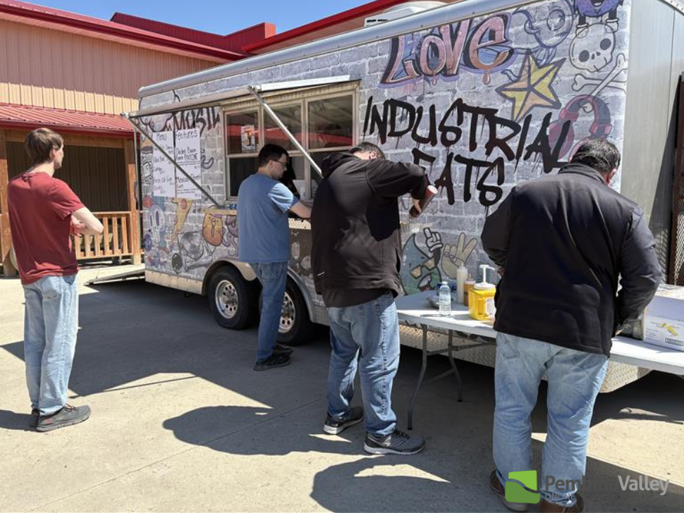 Good eats for a good cause: The Bunker food truck is back ...