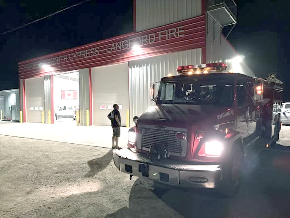 Carberry firefighters join wildfire fight near Flin Flon ...